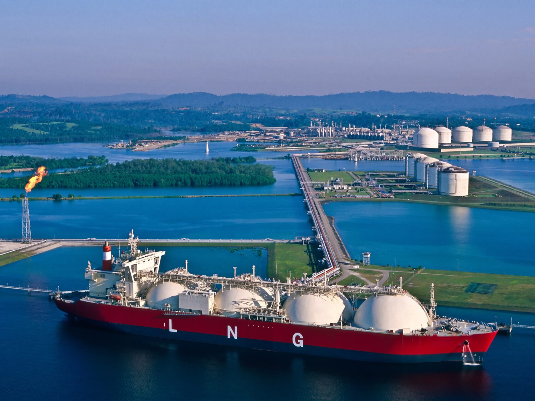 กรมเชื้อเพลิงฯเร่งสรุปปริมาณนำเข้าLNG มิ.ย.นี้ - www.ten-news.com