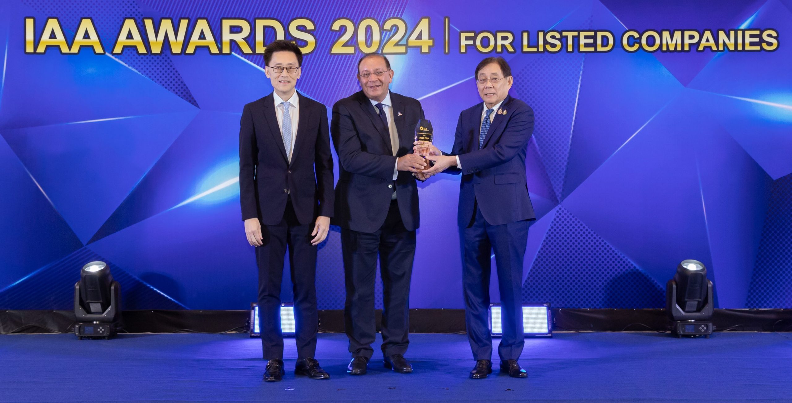 ปตท.สผ. คว้า Best CEO และ Best IR จาก IAA Awards for Listed Companies ...