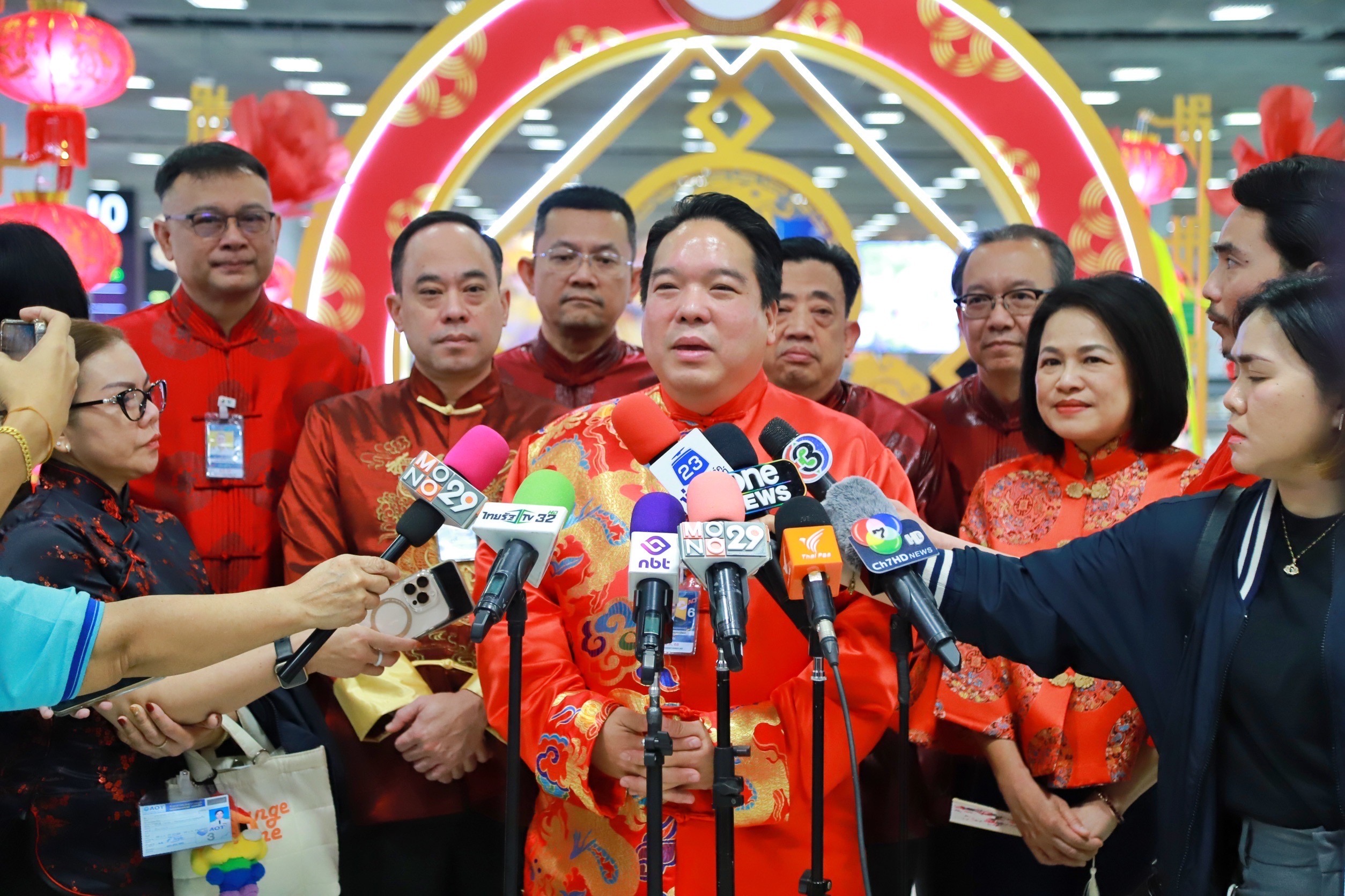 AOT คาดช่วงเทศกาลตรุษจีน ภาพรวมผู้โดยสาร 6 สนามบินโต 10.4% - www.ten ...